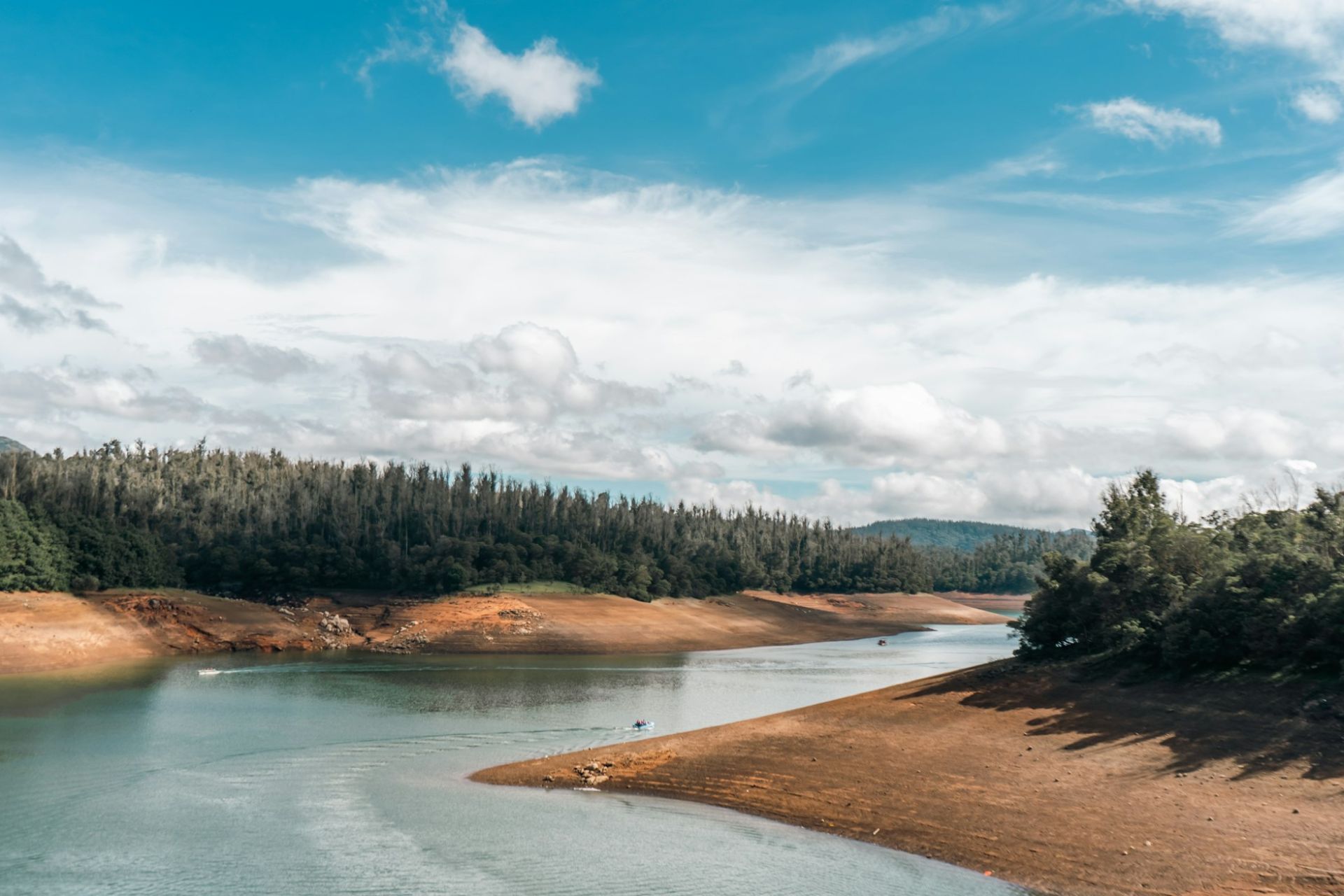 One Day Ooty Sightseeing Trip with Avalanche Lake by Cab [Price ...